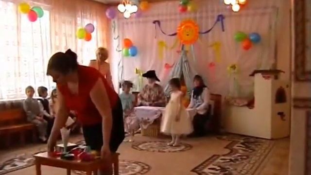 8 марта 2010 Детсад №10 Бабочка