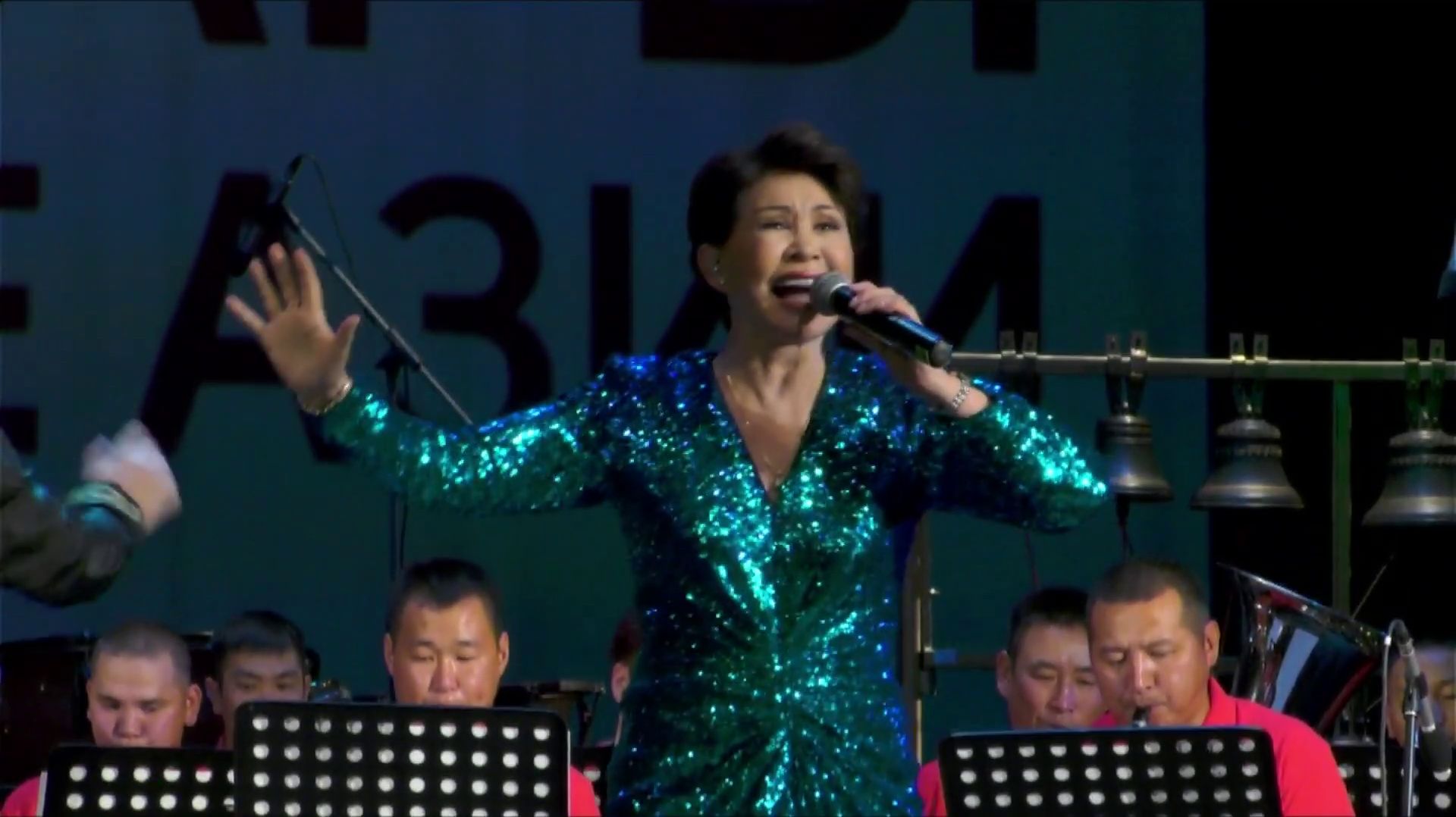 «Любовь настала» | Роза Рымбаева и Духовой оркестр Правительства РТ им. Тимура Дулуша