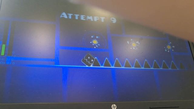 играю в комп брата