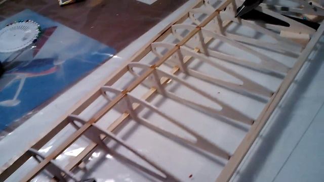 Крыло Genesis 1000 на стапеле .