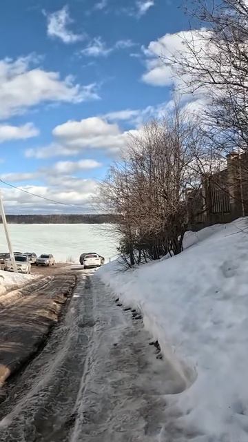 Весна в Старых Лядах. Пермь. Храм Сретения Господня.