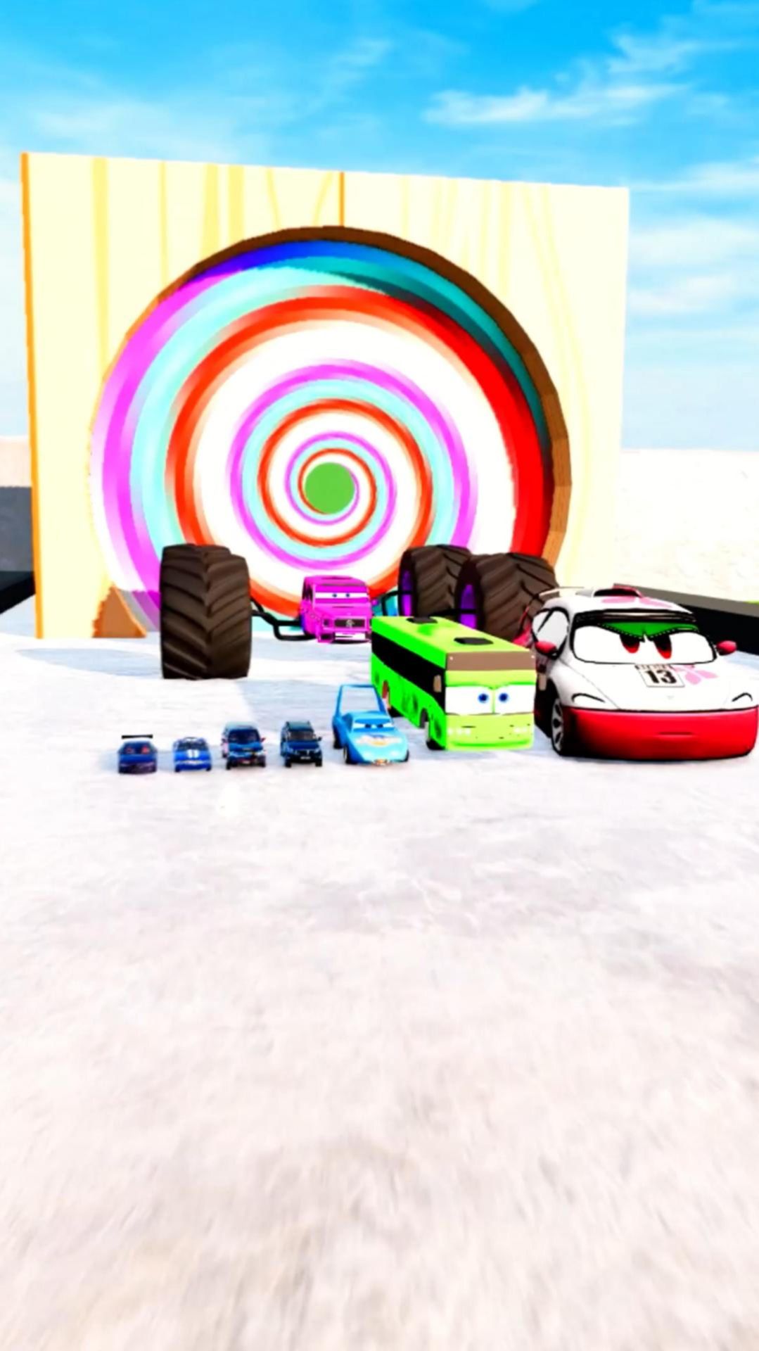 МУЛЬТИКИ ПРО МАШИНКИ МОНСТР  ПРОХОДИТ ИСПЫТАНИЯ