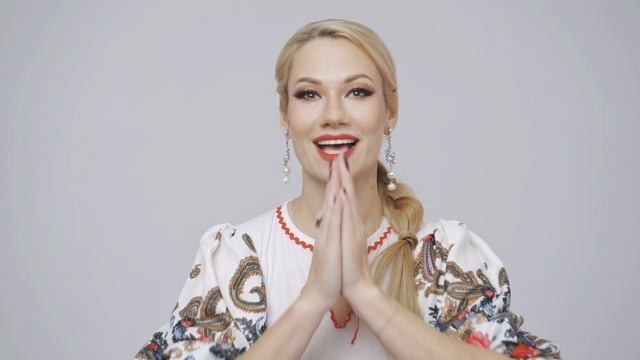 Всем матрешкам посвящается ! Анастасия Королева #песни #певица  #красиваяпесня #душевнаяпесня #краса