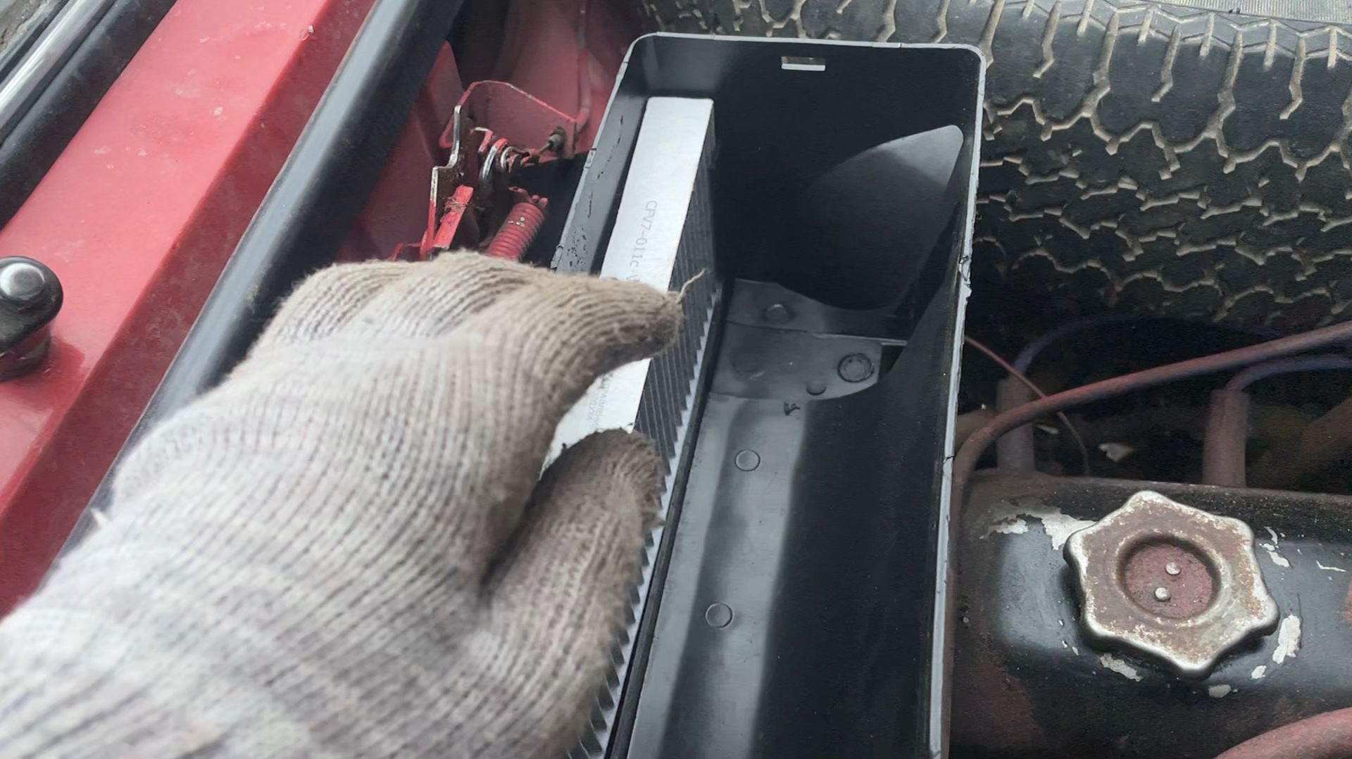 КАК Установить воздушный фильтр на ВАЗ 2121 НИВУ| Избавляемся от пыли в салоне НИВЫ