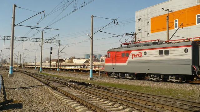 Железная дорога и сон: 4 часа отдыха смотря на ВЛ10 под стук колёс