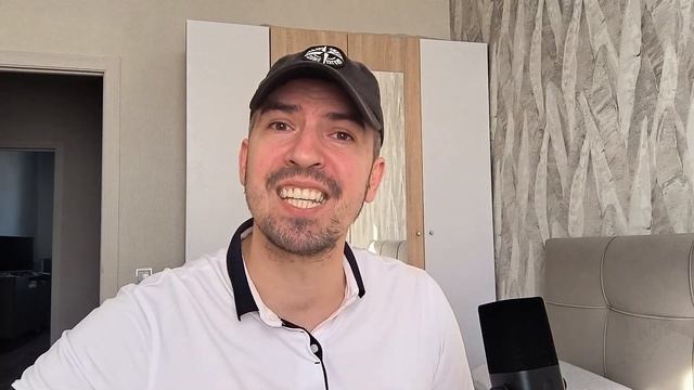 Нет нормальных женщин для отношений. Мнение психолога