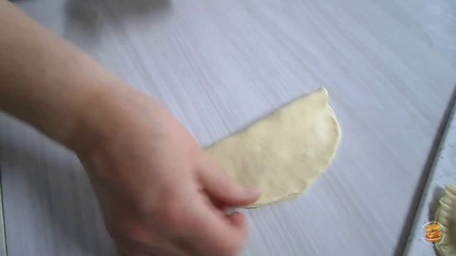 Чебуреки нежные на заварном тесте