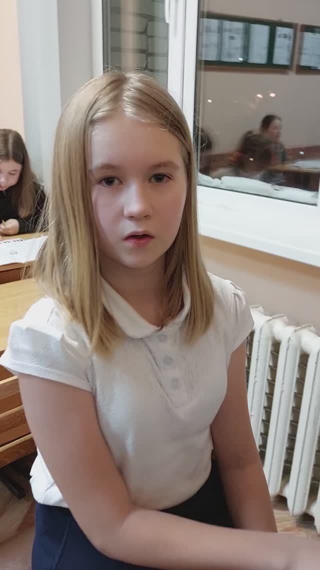 Главные трезвучия с обращениями в соль мин. Леонова Валерия 3кл.