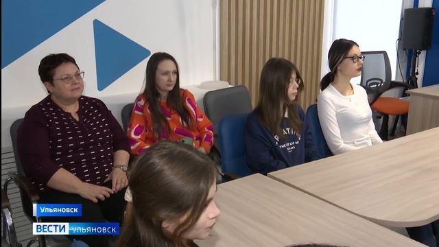 Сюжет ВГТРК "Волга" о работе кадрового центра. В сюжете Медиацентр МБОУ СШ №42