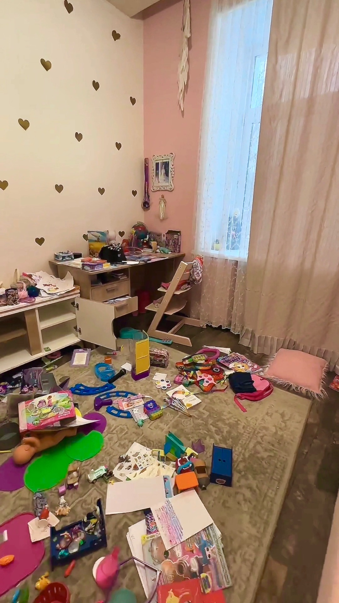 Уборка в детской комнате 😂