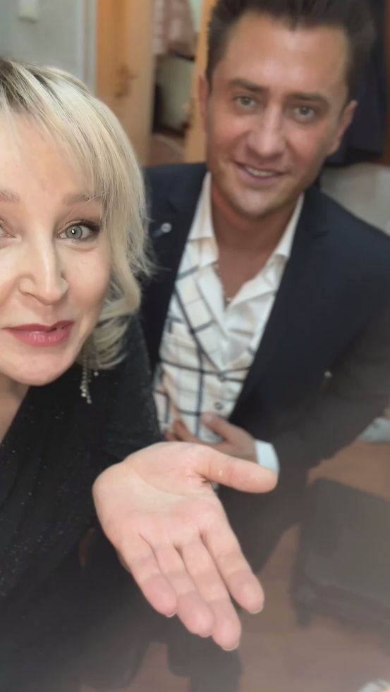 Павел ПРИЛУЧНЫЙ и Ольга Медынич поздравляют с 8 Марта 2026