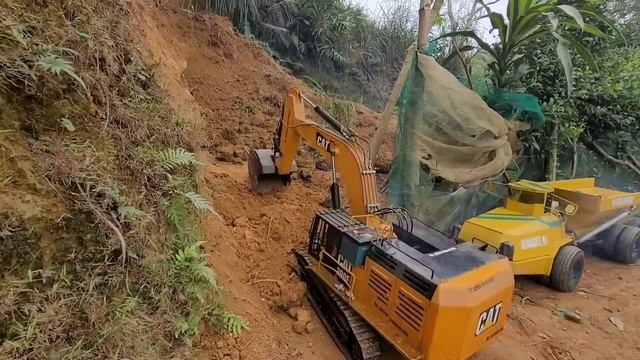 Строительство дорог, часть 2, Cat 390F, Cat 994K