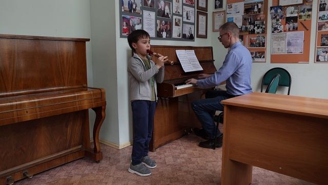 Дж. Платти, Менуэт