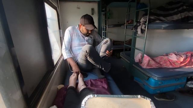 Catrin de Moore/Утро в индийском поезде Маргао – Бангалор.