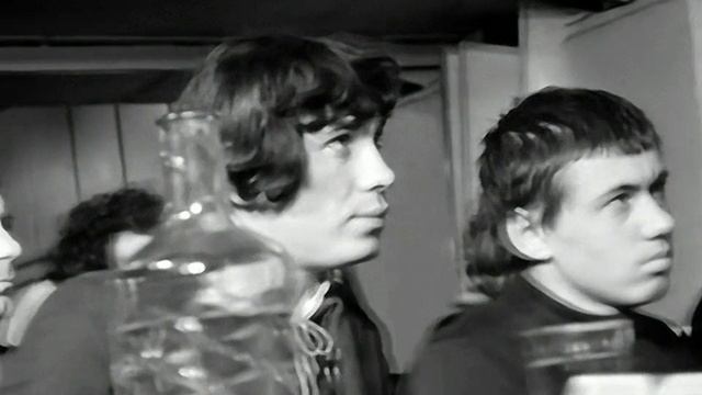 1977 год. Тюмень. Моторный завод. Передовик делится опытом