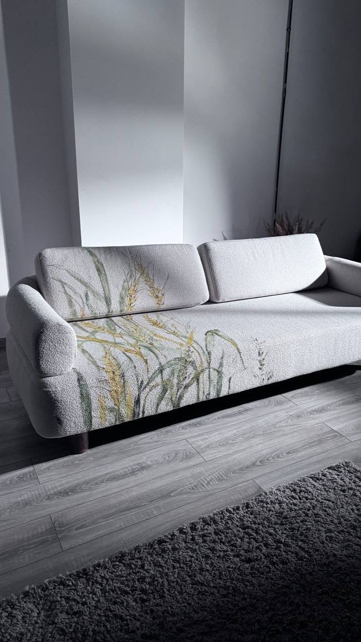 Как покрасить диван интерьерными красками?