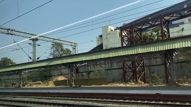 Catrin de Moore/Поезд для богатых. Самый лучший поезд в Индии, по мнению Ашвина.