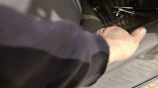 Mazda 3 bk Снятие пластиковой накладки средней стойки