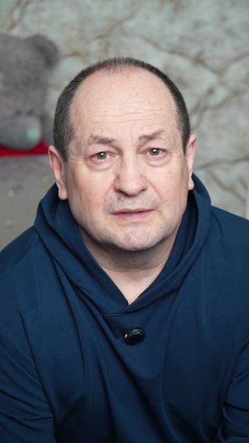 Убираем пожилым боль в спине и ноге дома.  #радикулит #грыжа #остеохондроз