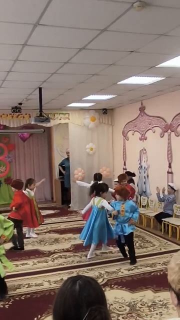 танец "Сибирская казачья плясовая"