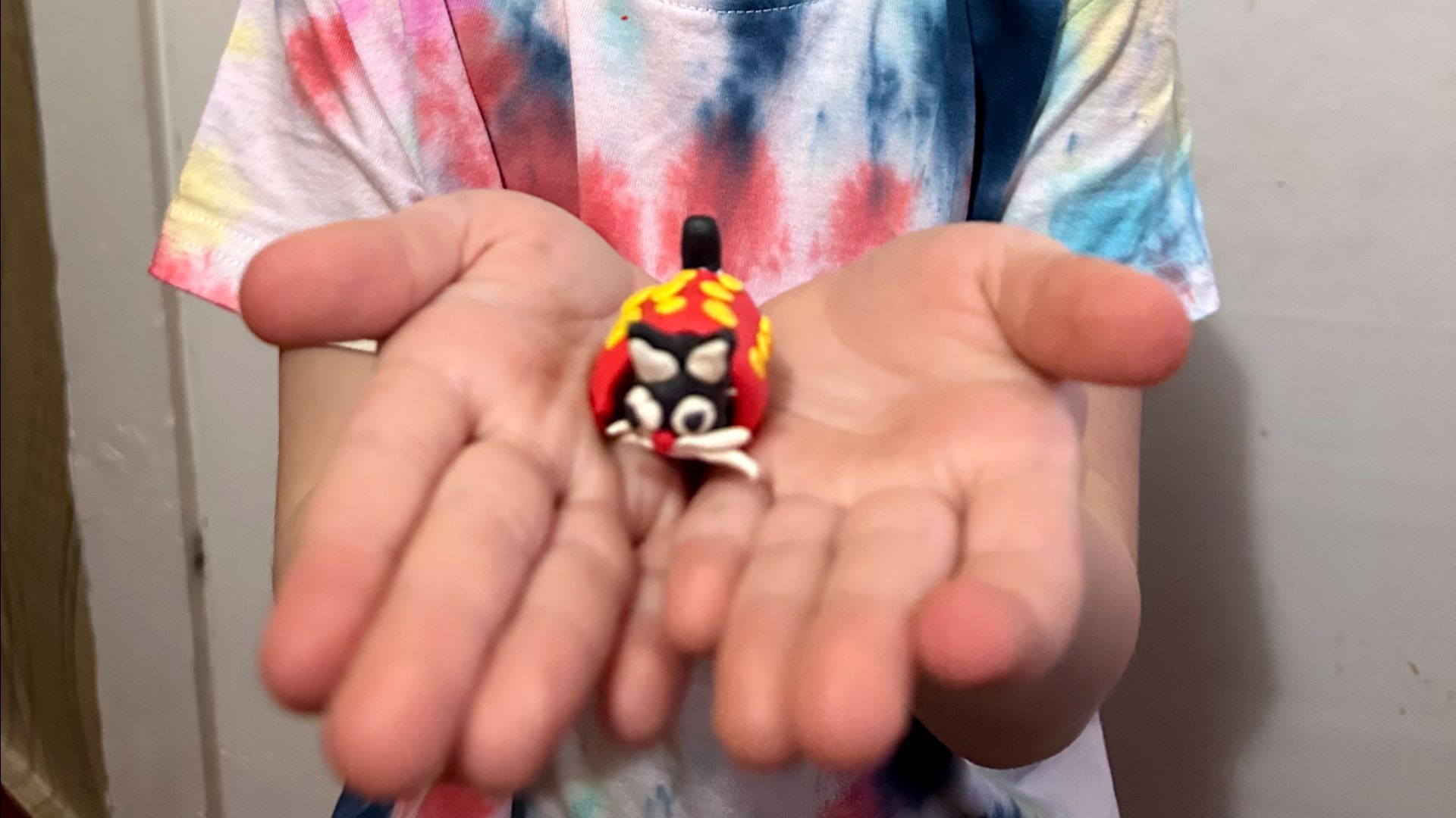 Лепка. Мастеркласс по лепке от Арины. Лепим Котика с накидкой