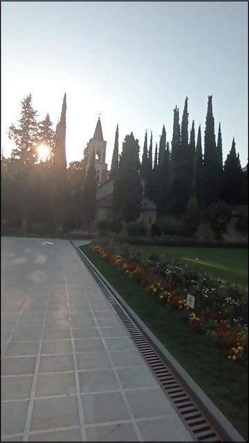 Территория монастыря святой Нино в Бодбе (Грузия) 01.09.2025