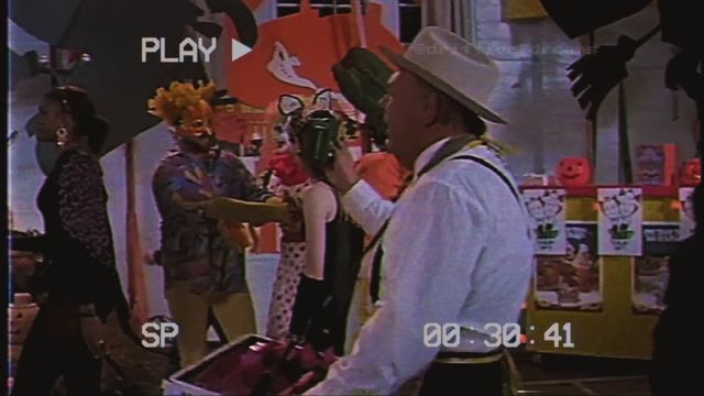 𝚙𝚘𝚟： 𝚒𝚝'𝚜 𝙷𝚊𝚕𝚕𝚘𝚠𝚎𝚎𝚗 𝚒𝚗 𝚝𝚑𝚎 𝟿𝟶𝚜 ⧸⧸ calm vaporwave ~ spooky nostalgic mix-(1080