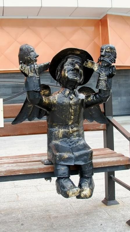 Театральный ангел Тобольска (версия 1)