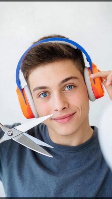 Alisa. Домашний телефон. Пипирку чик-чик..