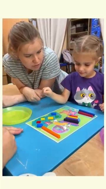 На занятии Раннего Развития (2-3 г.), "Сказка о мышонке"