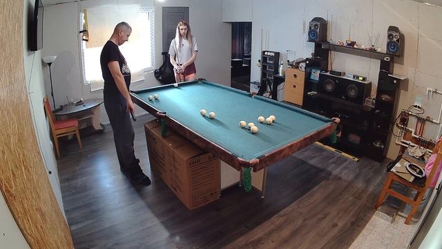 Бильярд.. Дома с Дочкой зарубаемся..Новый стол 8 футов.(6)