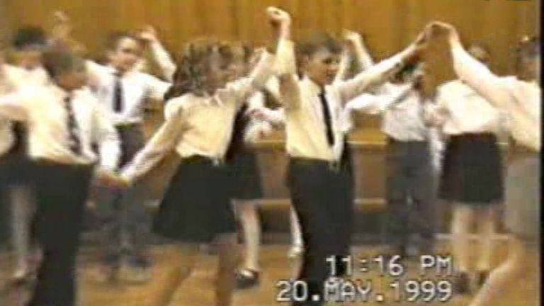 Гимназия № 293 Красносельского района СПб. 3 Б класс. 1999г