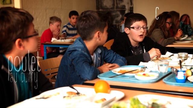 ADOMANIA 2 Étape 2 À table !