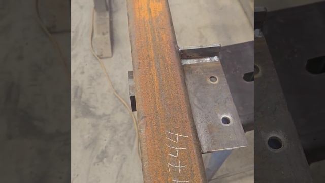 Повело метал после сварки , показываю как выравнивать газом . Без домкрата