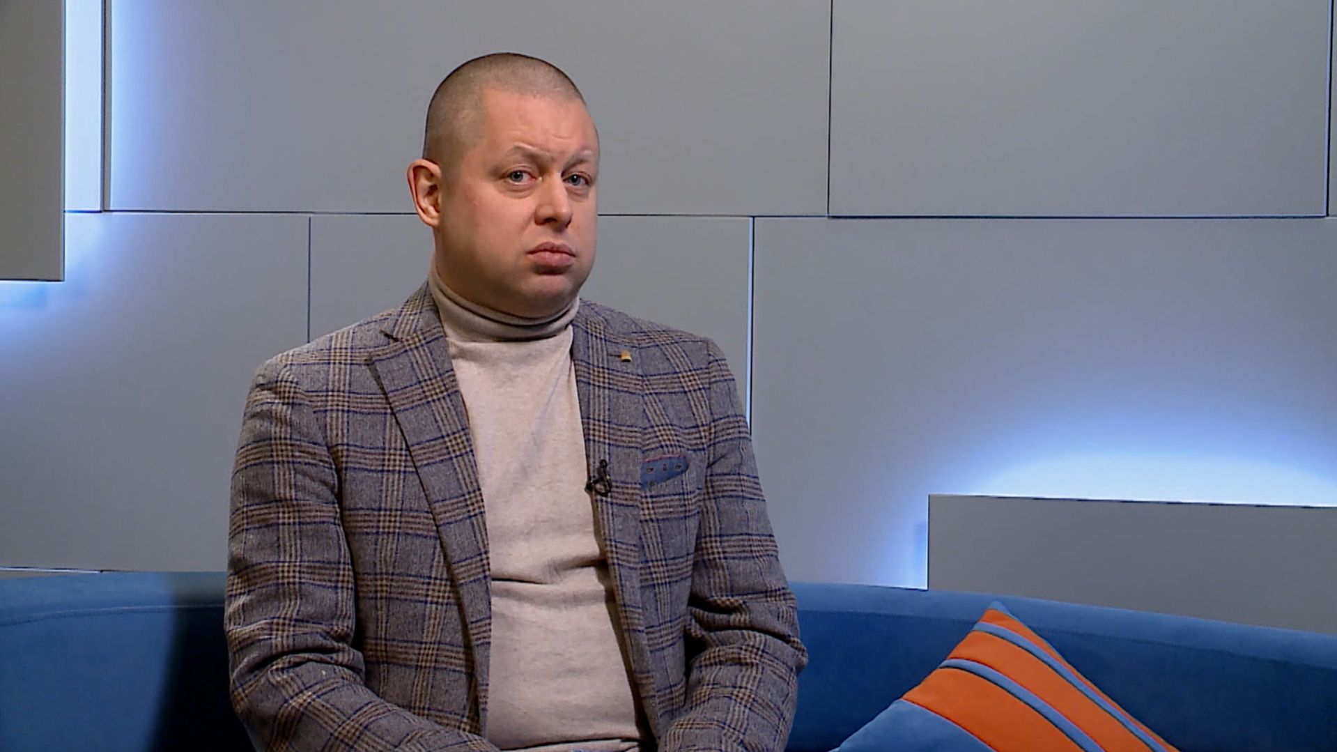 Местное время. Санкт-Петербург. Создатель проекта "Стартап Джуниор"  Александр Ружинский