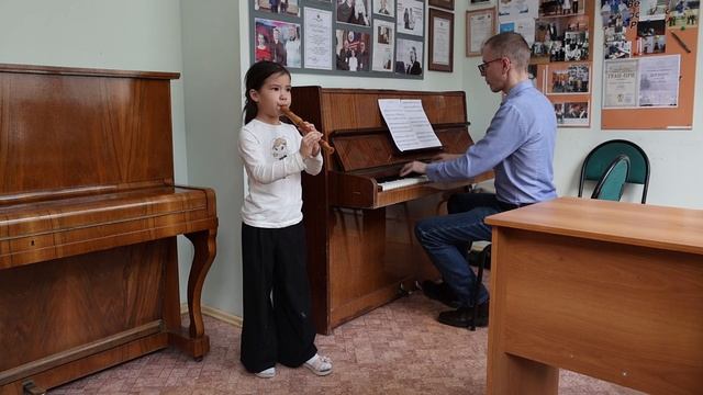 Дж. Платти, Менуэт