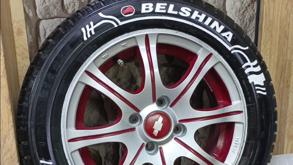 Смена колес на сезон.