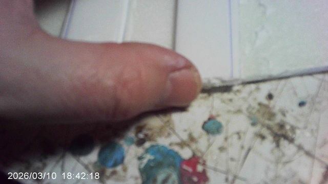 Приклеивание усиливающих элементов на крыло