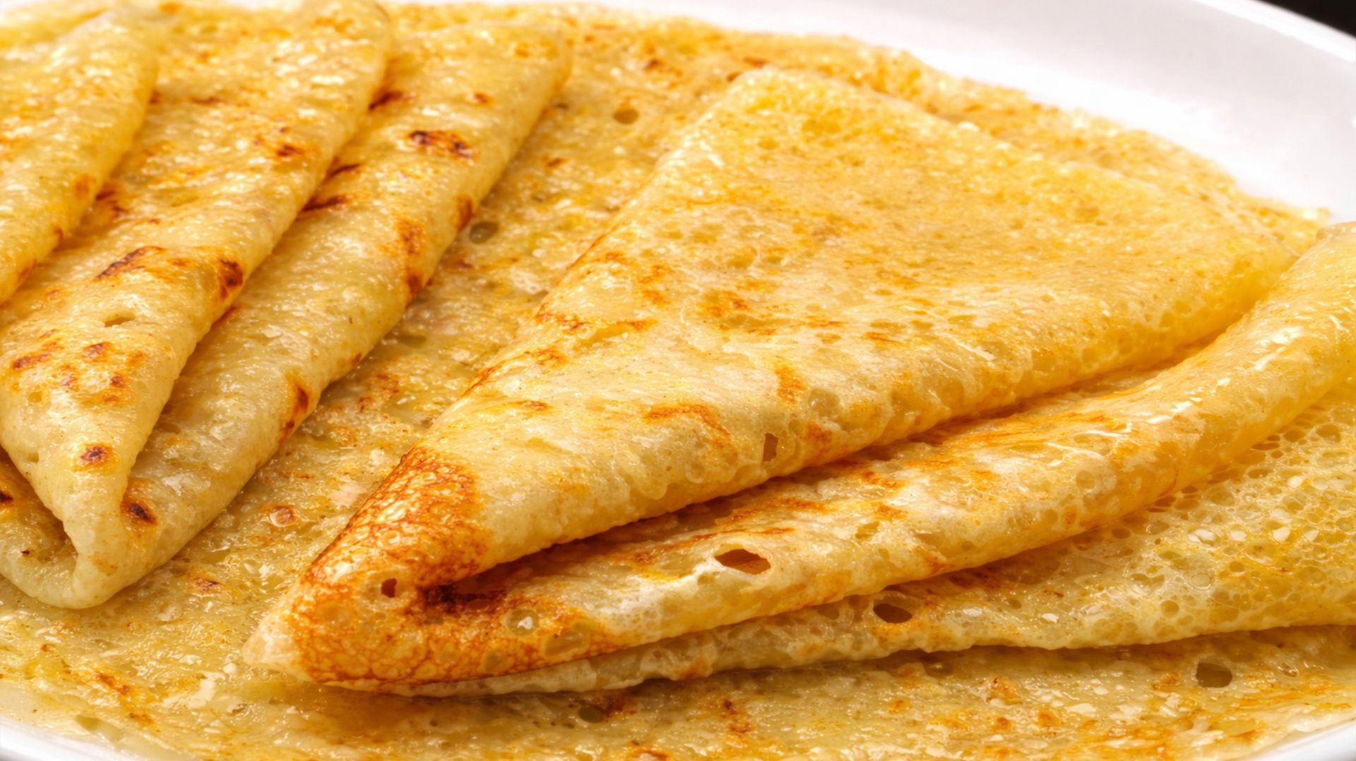 Нежные, мягкие и тоненькие блинчики - быстрый и простой постный рецепт!