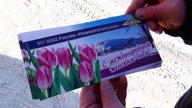 Акция «Цветы для автоледи» проходит по всей стране