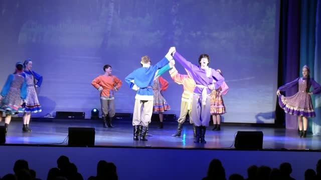 Русский танец "За реченькой"