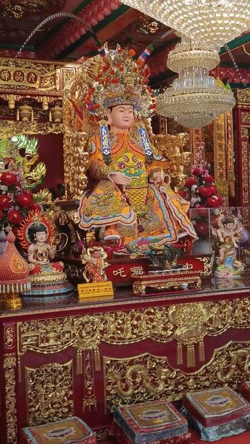 Храм без монахов. Только — жрецы и договоры