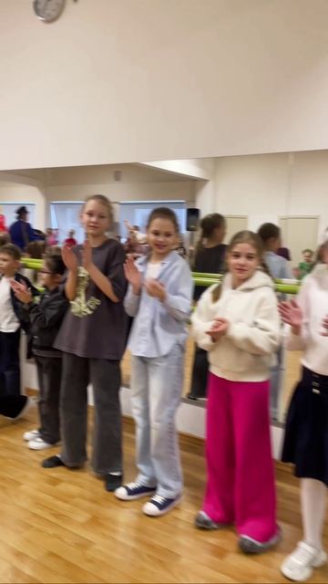 МАСЛЕНИЦА В ГИМНАЗИИ ИСКУССТВ И КУЛЬТУРЫ — С ДУШОЙ, ОГНЁМ И БЛИНАМИ! 🥞🔥