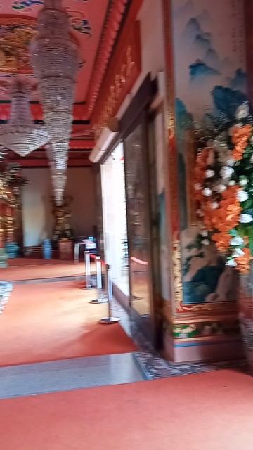 Три алтаря = три уровня пути: Земля, Человек, Небо