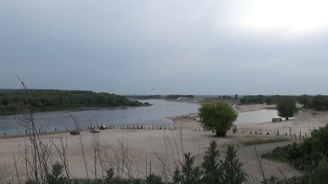 Бабушка устроила мошеннице скандал, а затем опозорила её