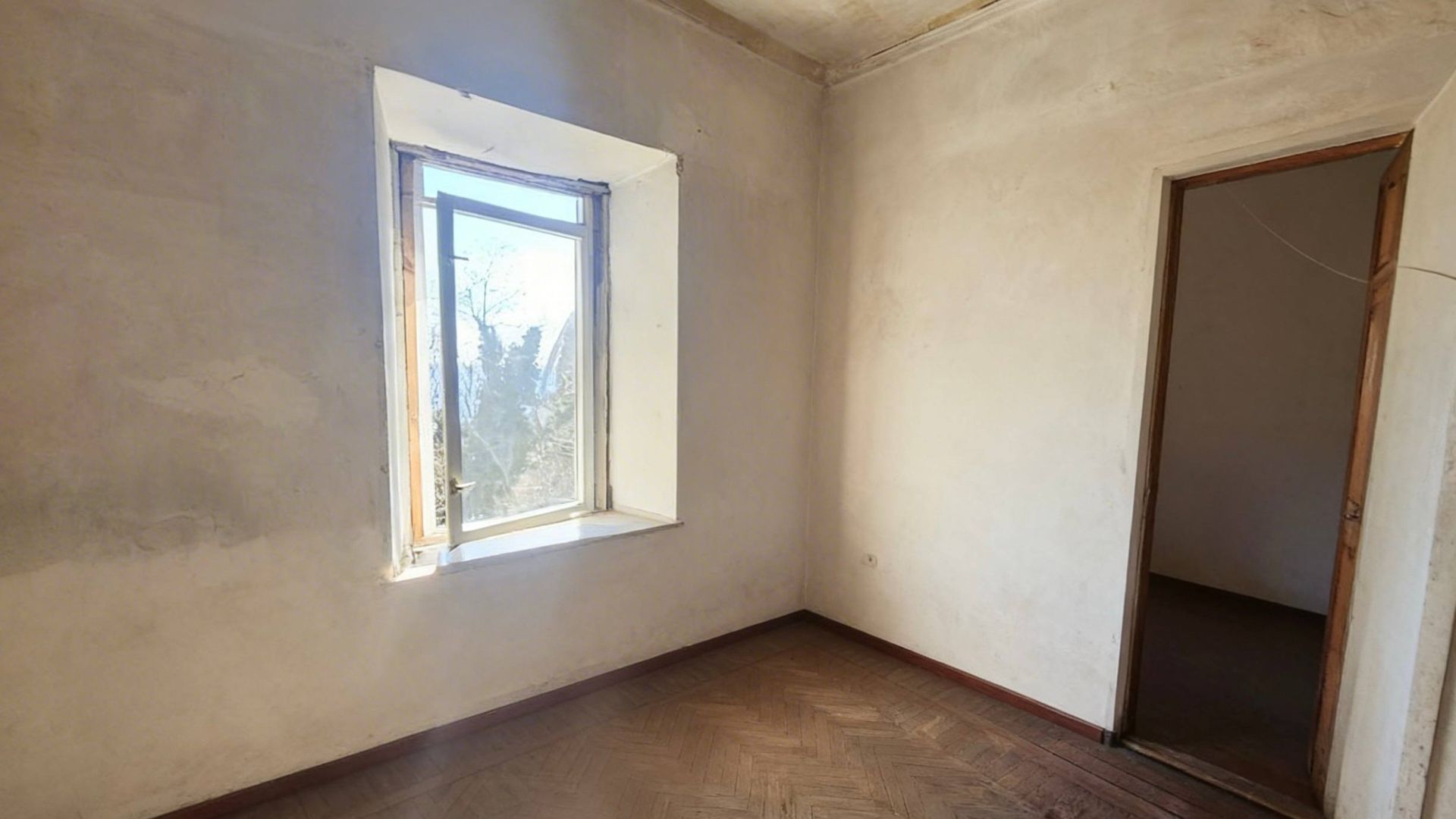 Обзор 1- комнатной квартиры на продажу в пгт. Кореиз, Севастопольское ш