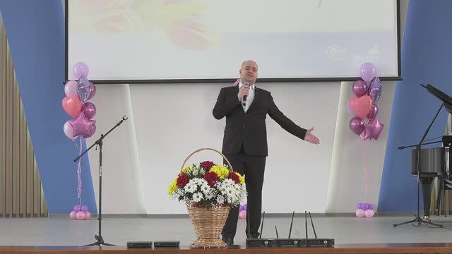 Концертный номер «Средь шумного бала» П. Чайковский, слова А. Толстого