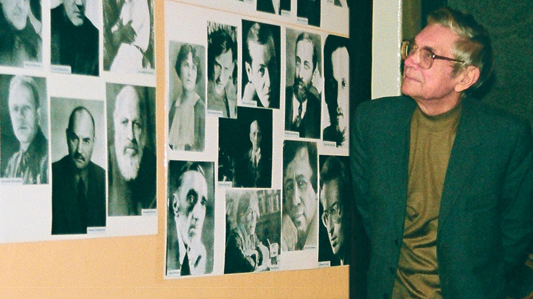 Вадим Валерианович Кожинов на вечере представления "Антологии русского лиризма. ХХ век". 17.12.2000