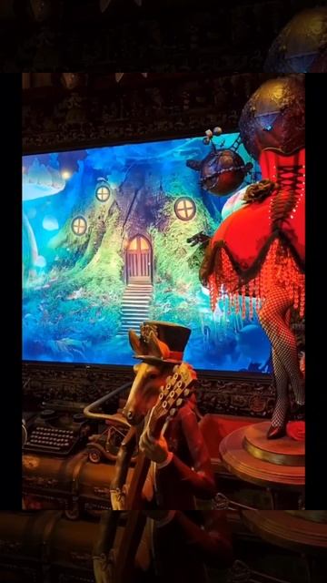 Некрасова 14Б «Особняк-Небылица» —напоминающее ожившую декорацию к фильму в жанре фэнтези. Музей зан