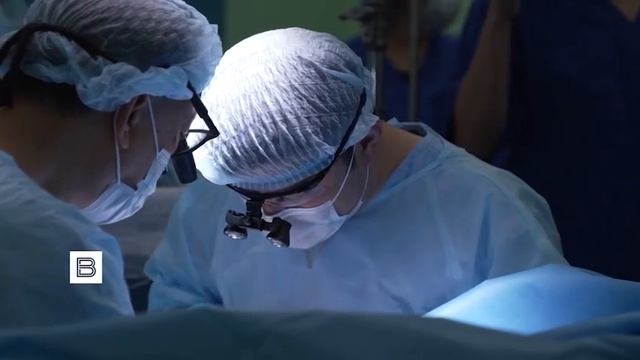 Прорыв в московской медицине: операцию по пересадке рук впервые провели в столице.